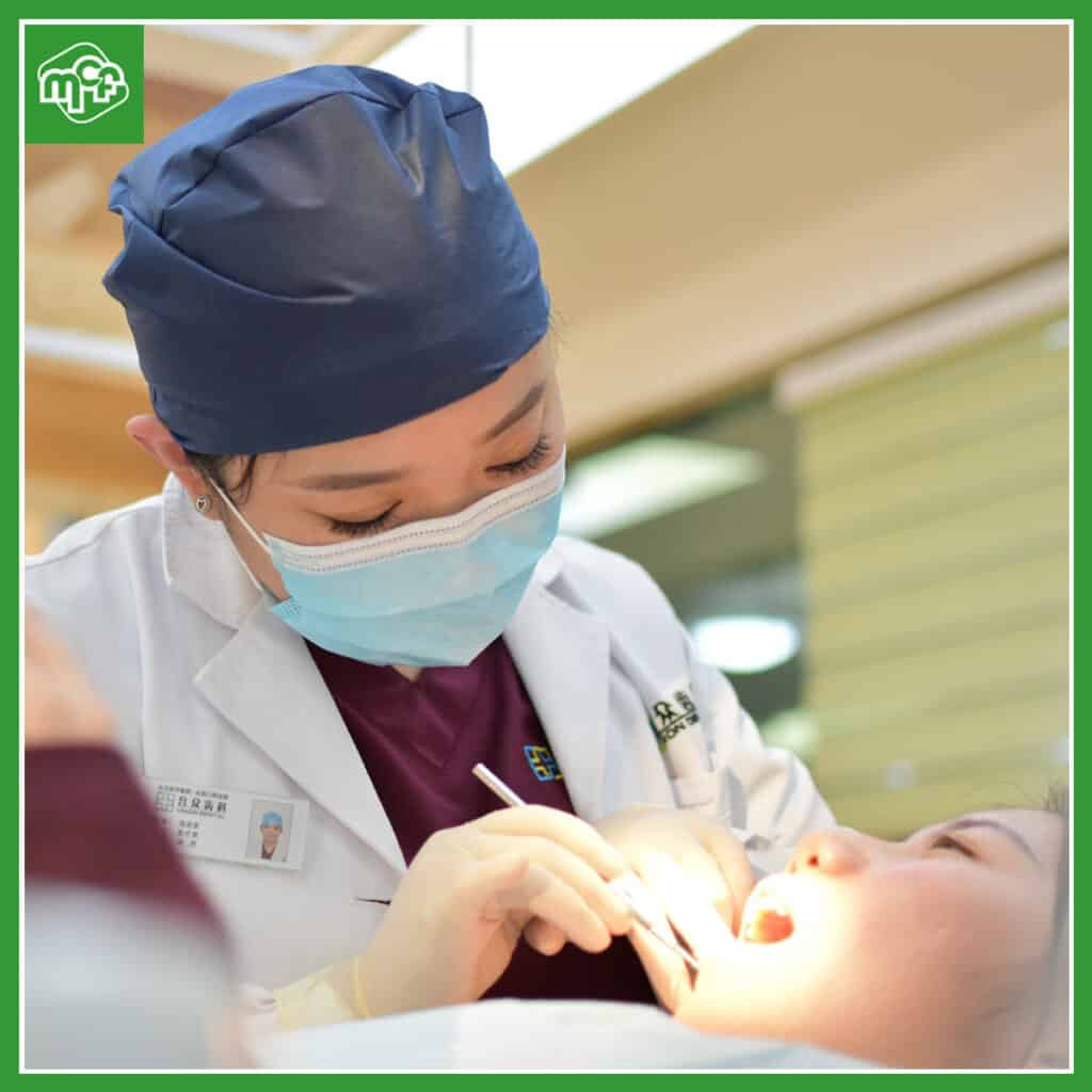 Dent cassée ou fêlée, que faire ? - Mutuelle MCF